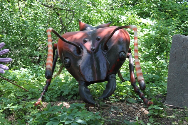 Giant Insects Invade Brookfield Zoo! | Terror from Beyond the Dave